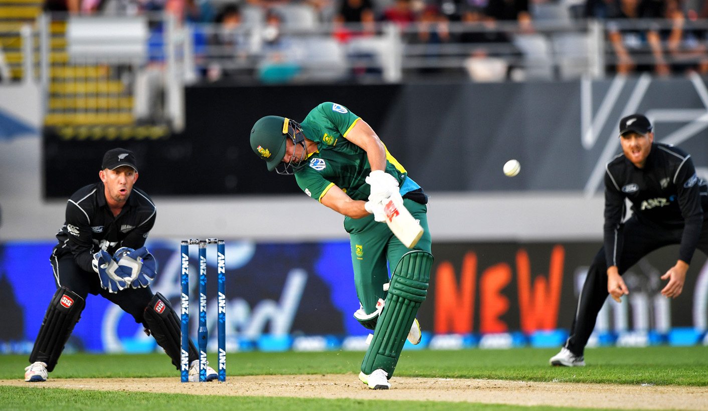 Cricket Rules & Regulations : How To Play Cricket Game