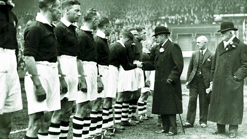 Manchester City – The Noisy Neighbours