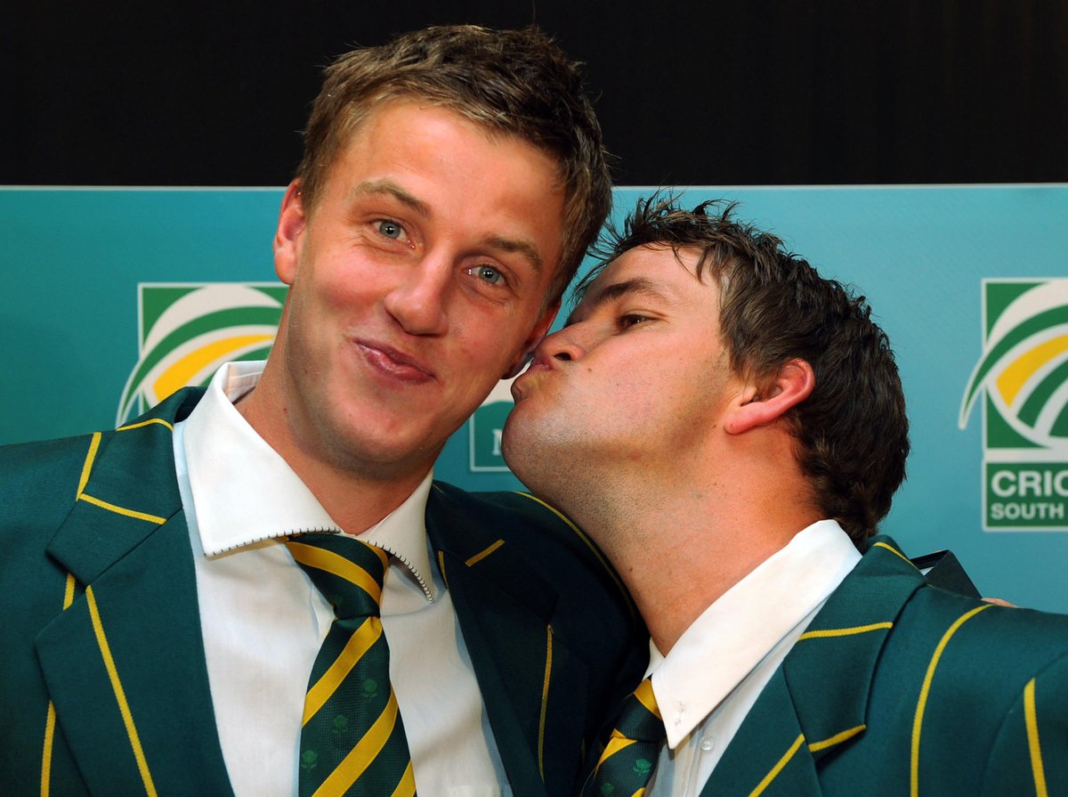 Top 8 famous Cricketers with famous Sporting Siblings