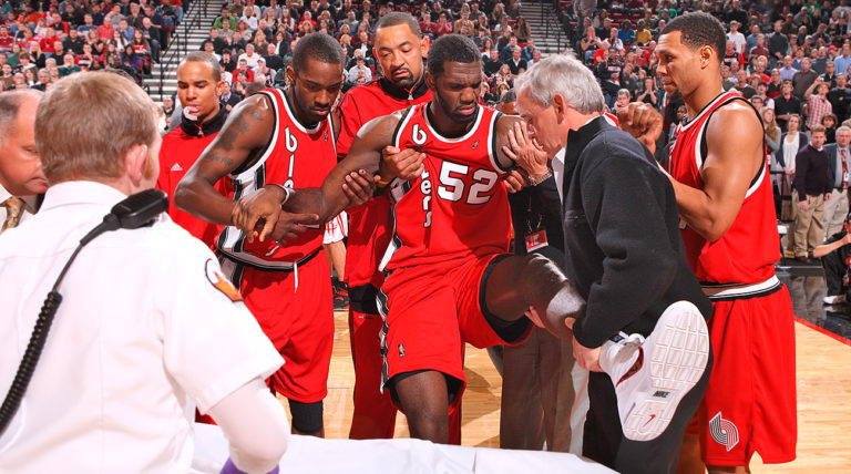 Top 5 Basketball Injuries that Ended These Players' Careers