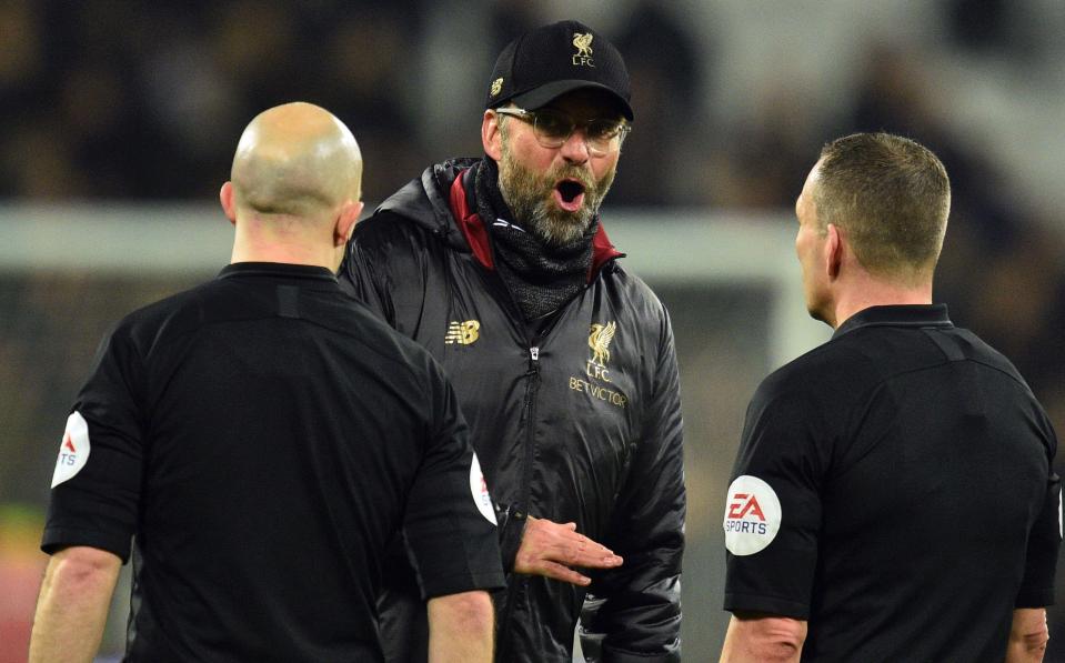 What Makes a Winning Football Manager? | SportzCraazy