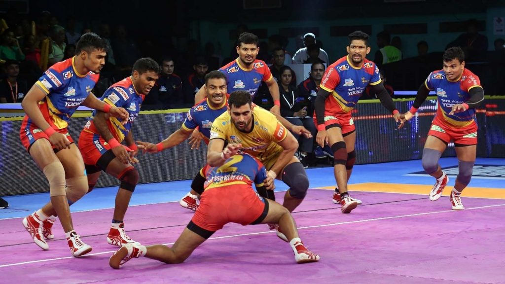 Top 5 Defenders in Pro Kabaddi Season 6 | SportzCraazy