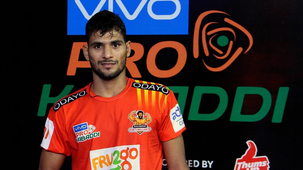 Top 10 Players of Pro Kabaddi League Season 6 | SportzCraazy