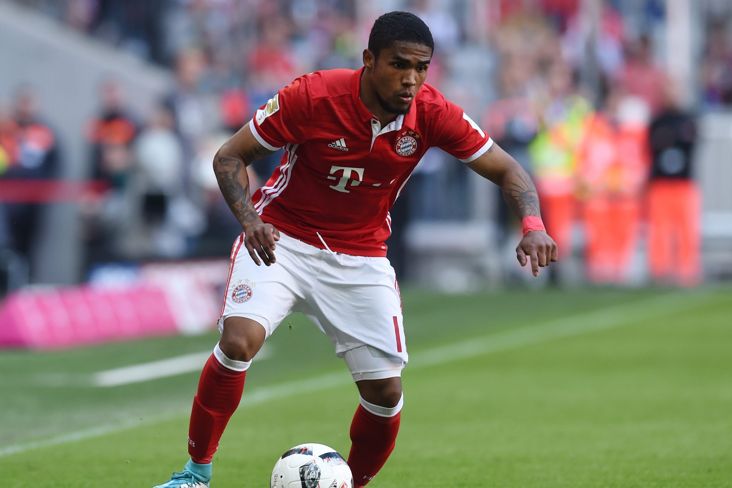 Douglas Costa Biography: Age, Height, Achievements, Controversy and Net ...