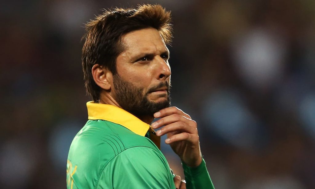 Watch: Shahid Afridi admits of "smashing TV" after seeing daughter ...