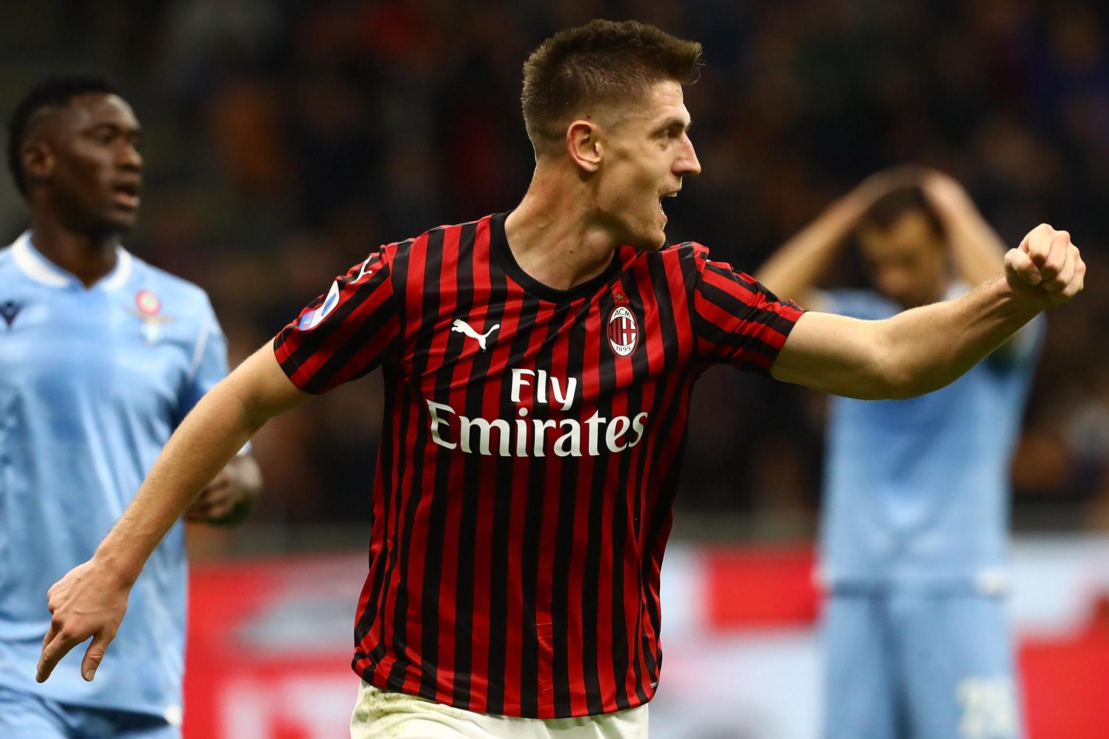 Krzysztof Piatek nears a move to England