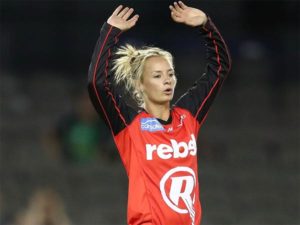 Danielle Nicole Wyatt biography : Age, Height, Early Life, Professional ...