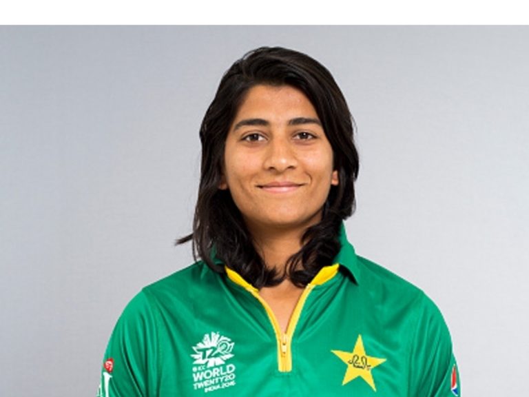 Iram Javed Biography : Age, Height, Early Life, Professional Life ...