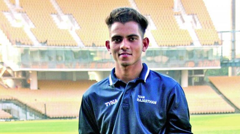 Kamlesh Nagarkoti Biography: Age, Height, Net Worth, Birthday & Career ...