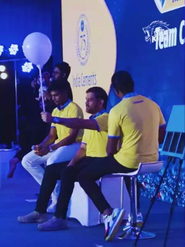 MS Dhoni can't stop laughing during a prank with DJ Bravo - Sportzcraazy