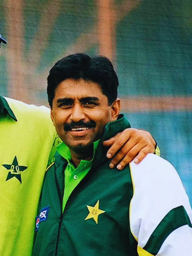 Javed Miandad stirred fire among India & Pakistan - Sportzcraazy