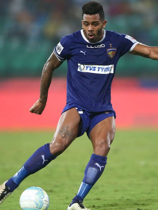 Top 5 Players to make Most successful tackles in ISL history - Sportzcraazy